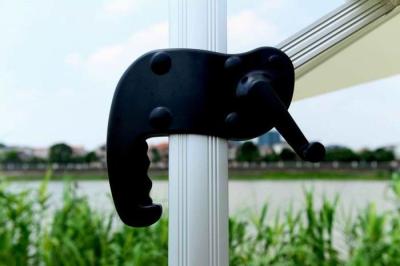 China 2.5M Deluxe Rome Aluminum Patio Umbrella Outdoor Offset Umbrella Granite Stand for sale