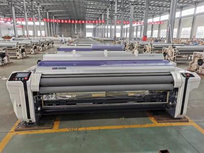 China Fabricantes de máquinas de jato de água com bico duplo eletrônico LO/TU máquina têxtil tear de jato de água com derramamento simples à venda