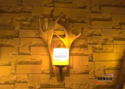 China Maso Antler Wall Lamp Retro Vintage American Market Hot Sale Residential Hotel Bar Wall Lighting E14 Screw Lamp Base for sale