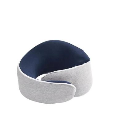 China Almofada de pescoço de viagem de espuma de memória em forma de U personalizada com design portátil conveniente à venda