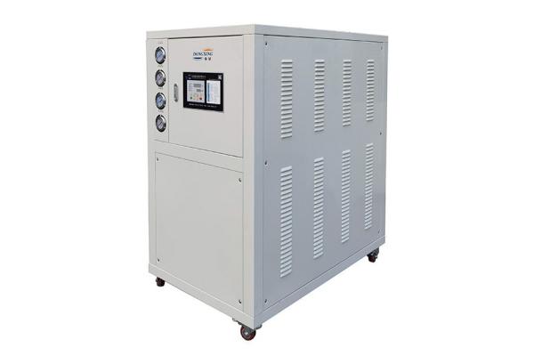 Quality Box Type Water Cooled Industrial Chiller 1500 Tons 156kw With 7 Inch Touch for sale