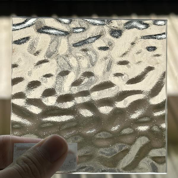 Customizable Patterned Tempered Glass for Different Decor Styles