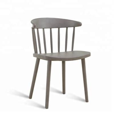 Cina 4pcs/Ctn il patio H45cm scherza la sedia di plastica bianca in vendita