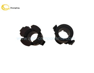 Cina NCR 5887 Dispensatore di moneta NCR di plastica inserita Presenter con cuscinetto 4450582160 445-0582160 in vendita