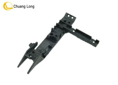 Cina Parti della macchina ATM NCR 5886 5887 Guida al presentatore uscita inferiore RH 445-0684015 4450684015 in vendita