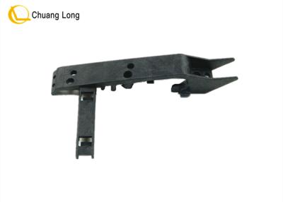 Cina Parti della macchina ATM NCR 5886 5887 Guida al presentatore uscita inferiore RH 445-0684015 4450684015 in vendita