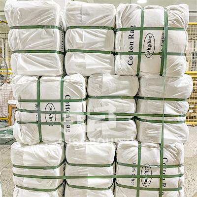 Cina IMPA 232906 White T Shirt Rags Textile Waste Bales Cotton Cleaning Wiping Mechanic Industrial Wiping Cotton Rags in vendita