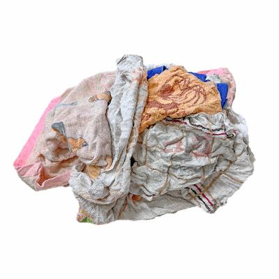 Cina Super Absorption Cut reused 100% cotton Industrial use recycle from hotel soft material color rag towel rags in vendita