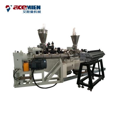 Cina PVC asa ondulato coprendo strato che rende a macchina vite conica gemellata automatica in vendita
