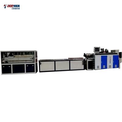 Cina Pannello di parete automatico del soffitto del PVC che fa la linea produttore della macchina di produzione dell'estrusione in vendita