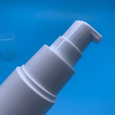 Cina Olio essenziale senz'aria del contenitore 10ml della pompa di Glasswares in vendita
