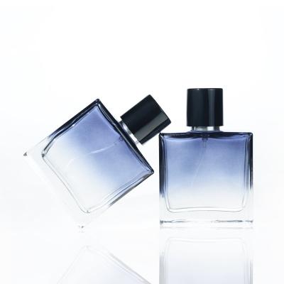 中国 空30ml 50mlのスプレー ポンプ香水瓶の勾配の平らな正方形ガラス 販売のため
