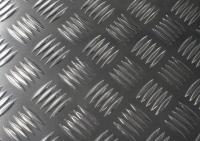 China Easy Processing Aluminum Tread Plate , Coil 5 Bar Chequered Embossed Aluminum Sheet Plate for sale
