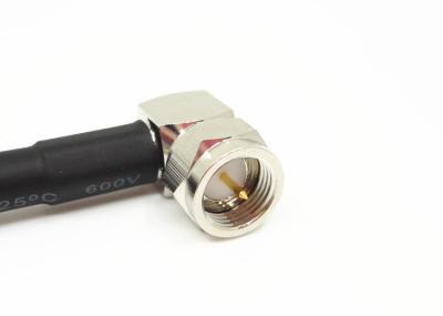 Cina L'oro ha placcato il maschio di 75ohm F agli assemblaggi cavi ad angolo retto maschii RG59 di rf in vendita