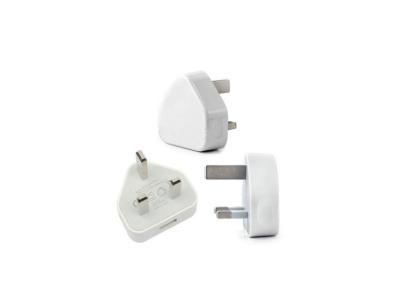 Cina Accessori del telefono cellulare da 220 volt, adattatore standard BRITANNICO di Iphone con nichelatura in vendita