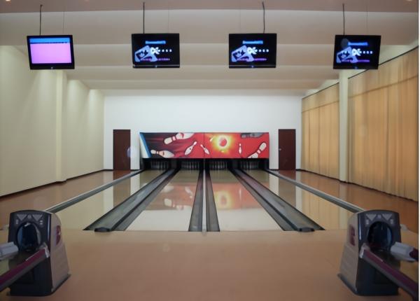 Quality Brunswick Bowling Alley Metal Fitness Center Manufacture Used Bowling Equipment for sale