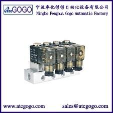 China 2 way direct acting liquid mini aluminum alloy solenoid valve manifold 4pcs for Medical 1/4 1/8 BSP plug for sale