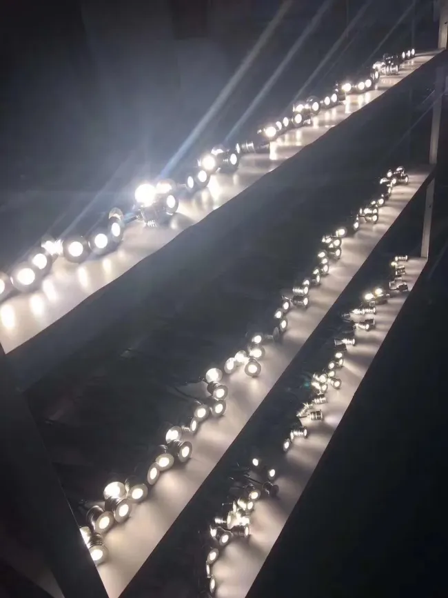 Factory Price 3W 12V IP65 LED Pathway Walkway Squares Schools Handrail Footwalk Pedestrians Side Pavement Sidewalk Trottoir Garden Pathway LED Step Light