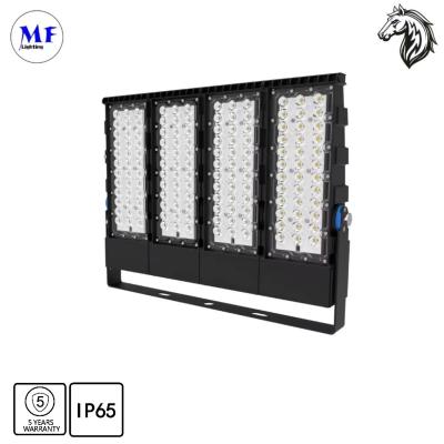 China 300W IP65 150LM/W LED Flood Light Stadium Light Beam Angle 15°/25°/40°/60°/90°/P45° For Parking Lots for sale