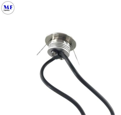 Cina Prezzo di fabbrica IP67 impermeabile luce a LED pavimento 95lm Resistere alla pressione 300kg e 1 metro di passo sott'acqua in vendita