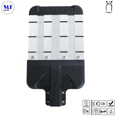 Cina IP65 50-250W 5 anni di garanzia LED Street Light per Walkingside Garden School in vendita