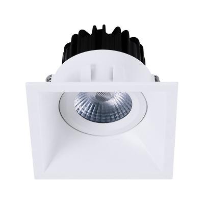Cina 8W 10W IP54 3 anni di garanzia LED Down Light con forte dissipazione del calore per bagno camera da letto dell'hotel in vendita