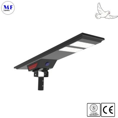Cina 60W 180lm/W LED Outdoor Street Garden Lighting 3000-6500K Shell di ferro impermeabile di alta qualità per villa in vendita