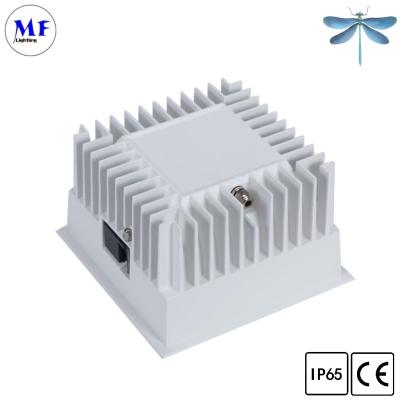 Cina 28W IP66 LED Down Light impermeabile impermeabile alla polvere 100LM/W 3000K/4500K/6500K COB Ceiling Light For Commercial Area in vendita