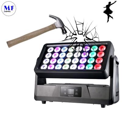 Cina Prezzo di fabbrica LED Outdoor Wash Light32X30W RGBW 4in1 LED Movong Head Stage Light per l'illuminazione del night club in vendita