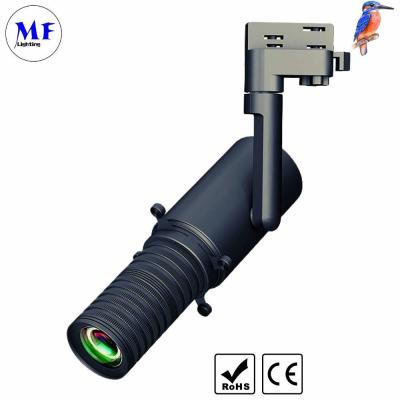 China Shapeable Track Light with Adjustable Beam Angle High CRI Metal and Aluminum Material Ideal for Medical and Surgical Lighting Needs for sale