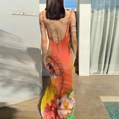 China Roupas de noiva de moda sexy, sem traseiro, com estampas. à venda