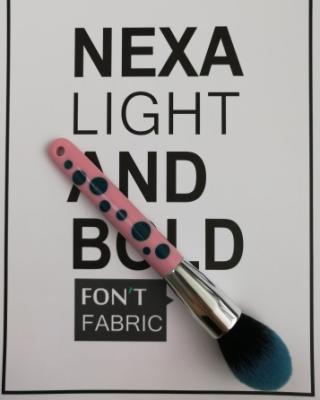 Cina Dots Pattern Single Makeup Brush , Tapered Bristle Face Blush Brush in vendita