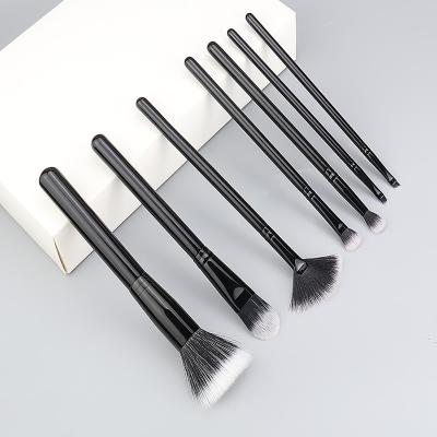 Cina il nero sintetico morbido dei capelli dell'ombretto 7pcs del set di pennelli essenziale di trucco in vendita