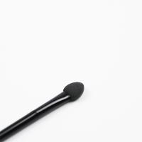 China Mini Makeup Kit Eyeshadow Brushes Double Ended Sponge Head Plastic Handle 10000 Pcs MOQ for sale
