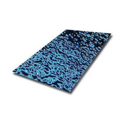 Cina 0.3mm Spessore 304 Acqua ondulata lamiera di acciaio inossidabile per decorazioni moderne in vendita