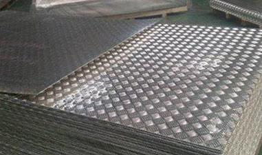 Cina Foglio di acciaio in rilievo con modello laminato a freddo 201 304 316 4'X8' Diamante decorativo inossidabile in vendita