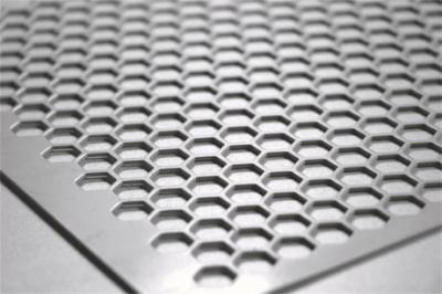 Cina Foglio di acciaio inossidabile perforato esagonale di spessore 2 mm e 3 mm in vendita