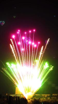 中国 中国の火工術新年党祭典のための150の打撃の専門の花火 販売のため