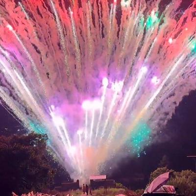 China Chinees Pyrotechnisch Consument Cake Fireworks Kerst Nieuwjaars Cake Mercun Fireworks & Firecrackers Te koop