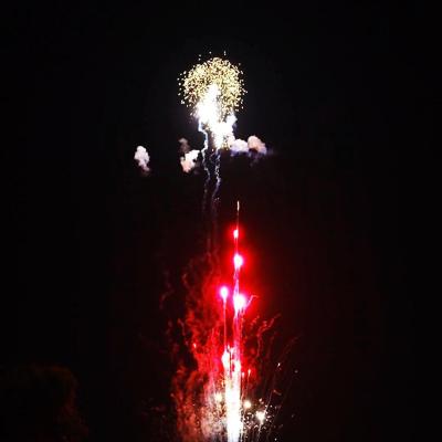 중국 2025 중국 결혼식 불꽃놀이 1.4 프로 케이크 25 샷 특수 효과 판매용