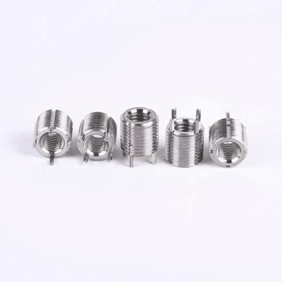 中国 OEM ODM 6H Keylockingは不動態化された挿入物M6x1のHelicoilの透明に通した 販売のため