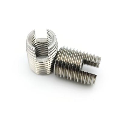 Cina Inserti filettati di spillatura di auto SUS303 per m2 di legno M3 M4 3/4 in vendita