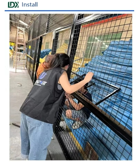 Transportation of padel court equipment