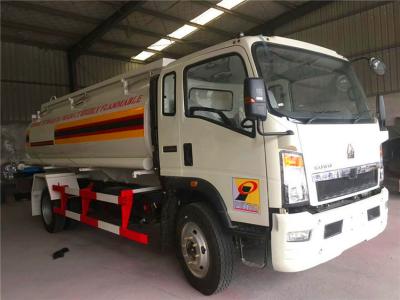 Cina 10000L camion di rifornimento di carburante mobile 10m3 un'autocisterna mobile da 154 cavalli vapore in vendita