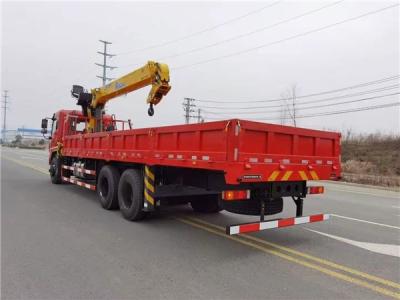 Cina 6*4 Boom Dongfeng Straight Telescopic Truck Montaged Crane per le necessità di sollevamento pesante in vendita