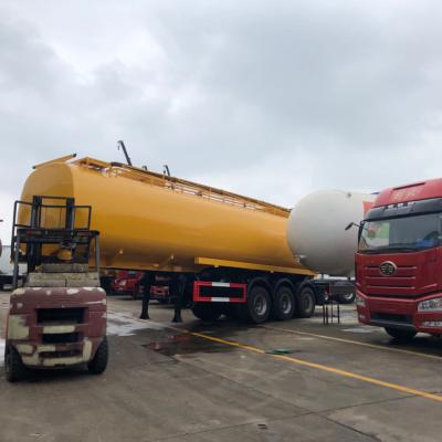 Cina 45000L rimorchio per petroliere in alluminio con serbatoio di carburante a tre assi semirimorchio in vendita