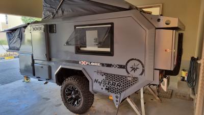 Cina 16ft Off Road Folding Camper Trailer Con Capacità di 2 Adulti e 2 Bambini Travel Trailer in vendita