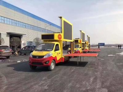 Cina Veicolo pubblicitario di piccola marca Foton Display a LED montato Euro 6 Led Mobile Digital Advertising Sign Trailer in vendita