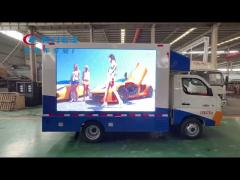 Kleines Werbefahrzeug der Marke Foton mit LED-Display Euro 6 Led Mobile Digital Advertising Sign Trailer