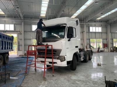 China Euro 2 3 camión del tractor de Howo A7 de la impulsión de la mano izquierda chino en venta